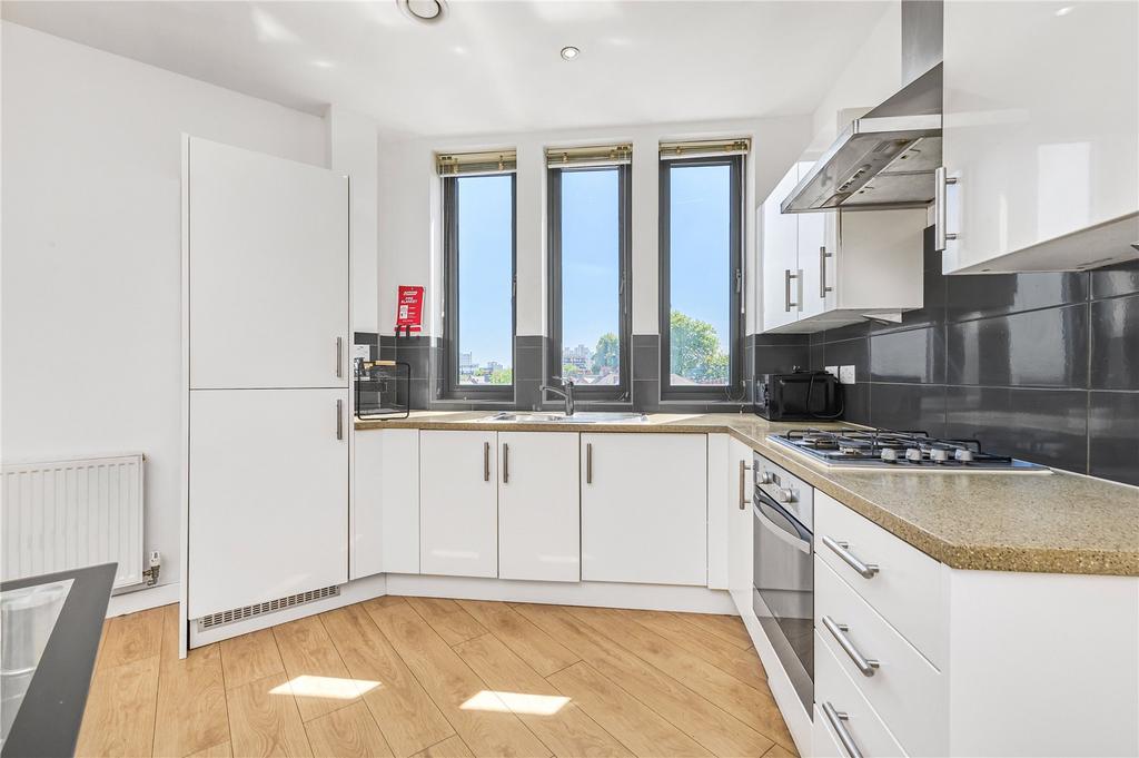Lime Tree Court, Walworth Road... Studio - £1,200 pcm (£277 pw)