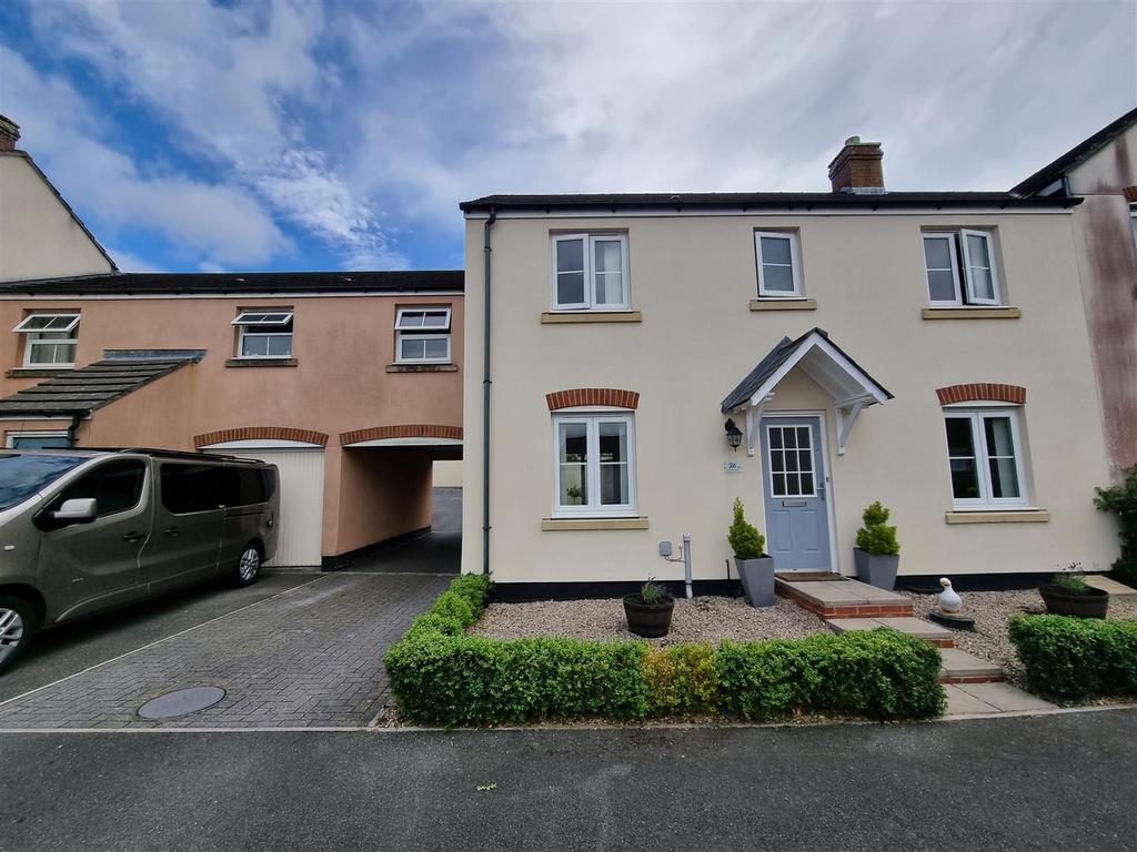 Snowdrop Crescent, Launceston 3 bed house for sale - £245,000
