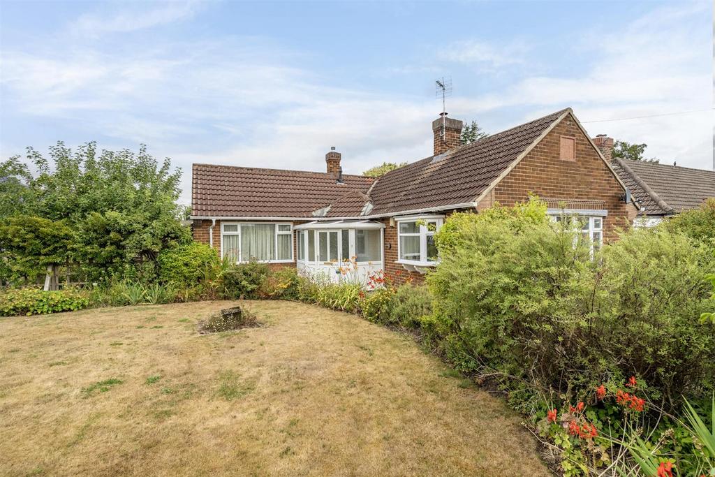 Chantry Gap, Upper Poppleton, York... 2 bed detached bungalow for sale ...