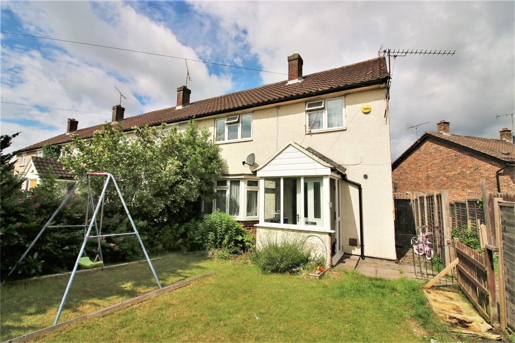 Tartar Road, Cobham, Surrey, KT11 3 bed end of terrace house - £1,850 ...