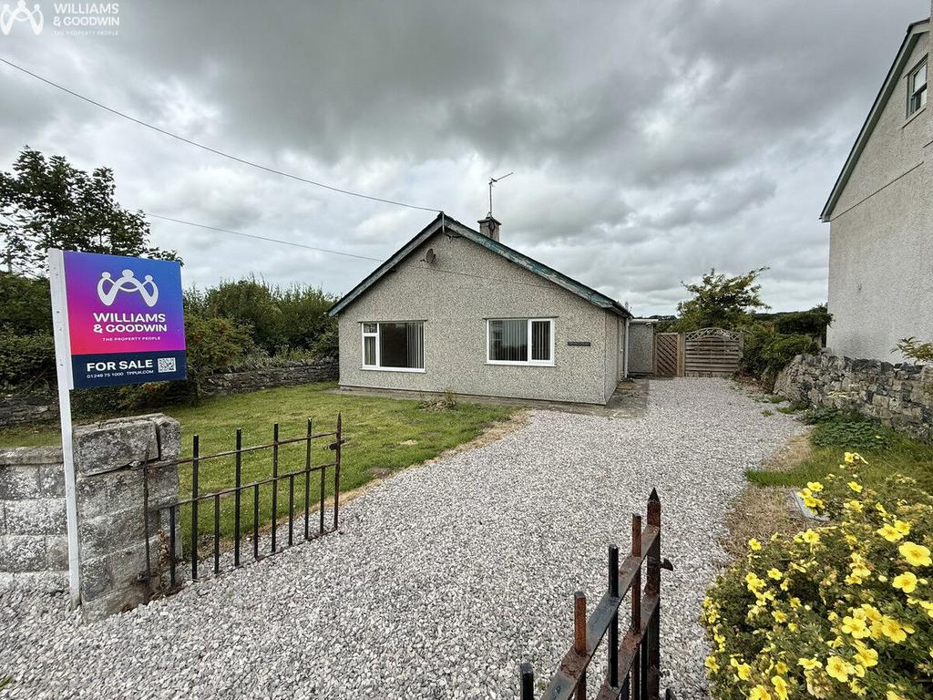Lon Capel, Dwyran, Anglesey, LL61 2 bed bungalow for sale - £210,000