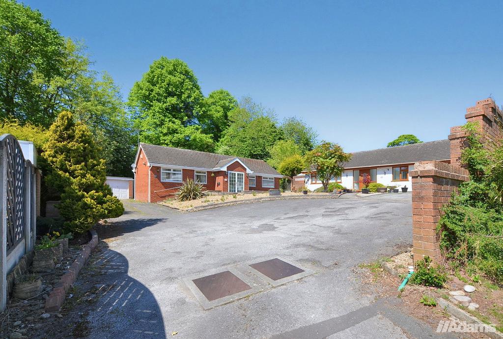 Stockham Close, Runcorn 3 bed detached bungalow for sale - £250,000