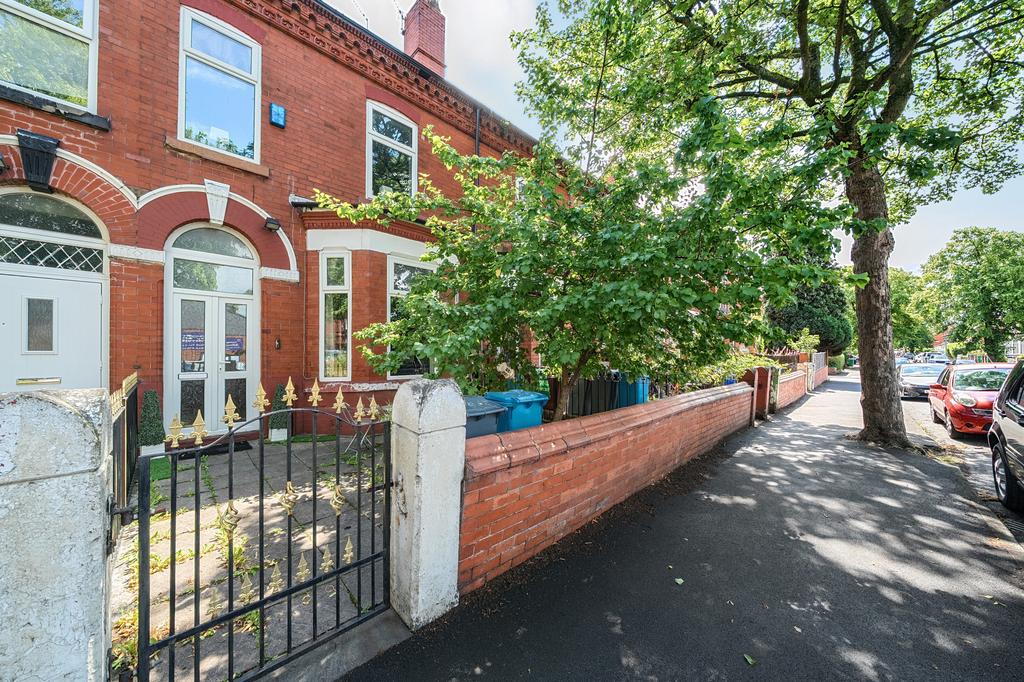 Hamilton Road, Manchester, M13 4 bed terraced house for sale - £385,000