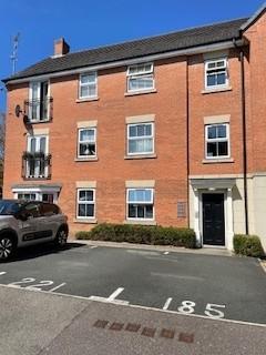 Padside Close, Hamilton, Leicester, LE5 2 bed flat - £825 pcm (£190 pw)