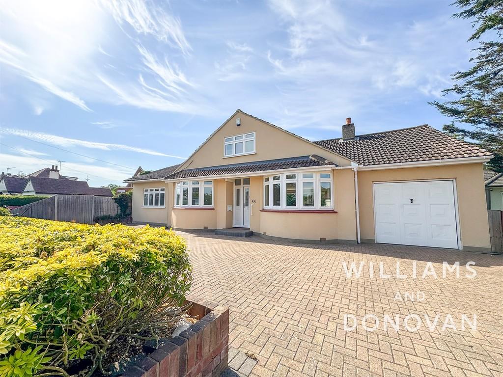 Lower Road, Hullbridge 3 bed detached house for sale - £650,000