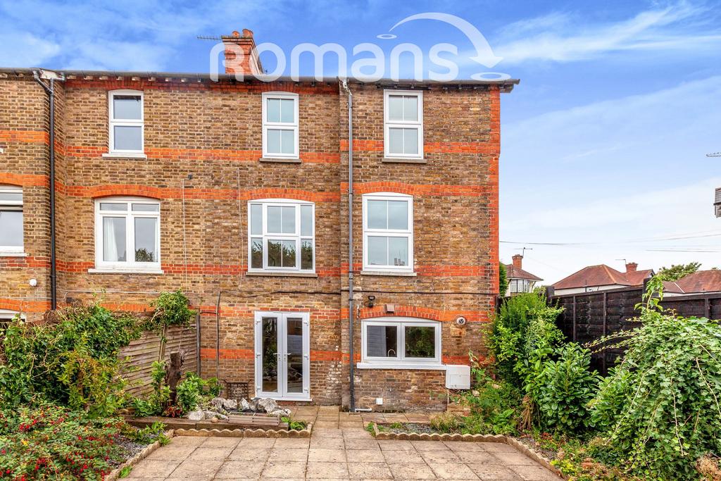 St. Marks Road, Maidenhead, SL6 4 bed house - £2,600 pcm (£600 pw)