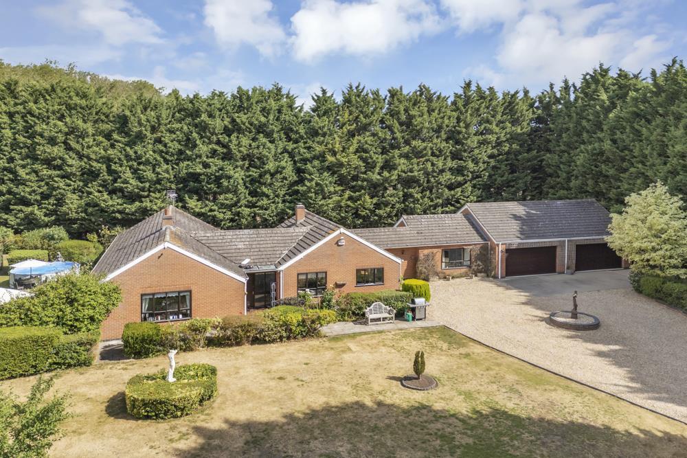 Woodside View, Staunton In The Vale 4 bed detached bungalow for sale ...