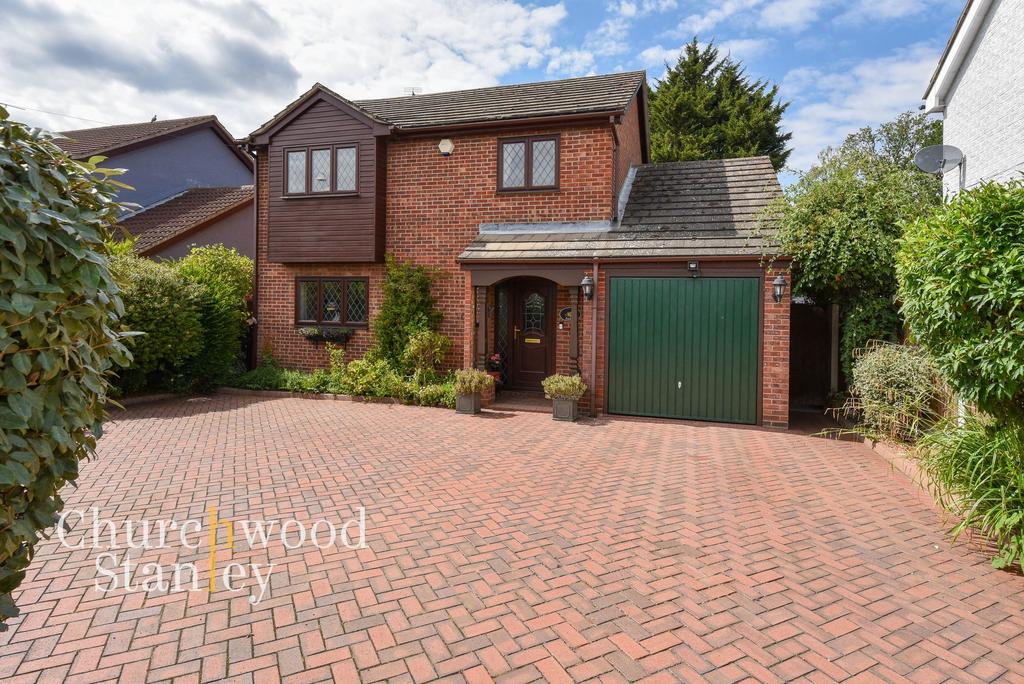 Chase Road West, Great Bromley, CO7 4 bed detached house - £450,000