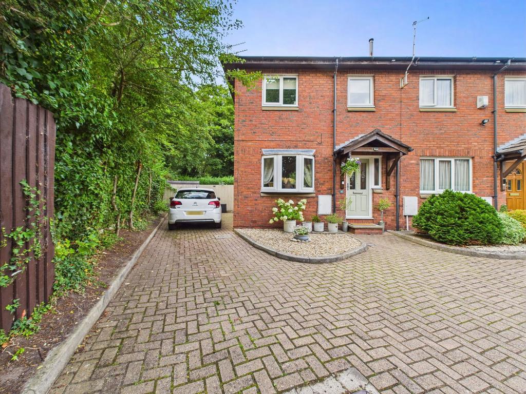 Hesketh Green, Rufford L40 1UN 3 bed end of terrace house for sale - £ ...
