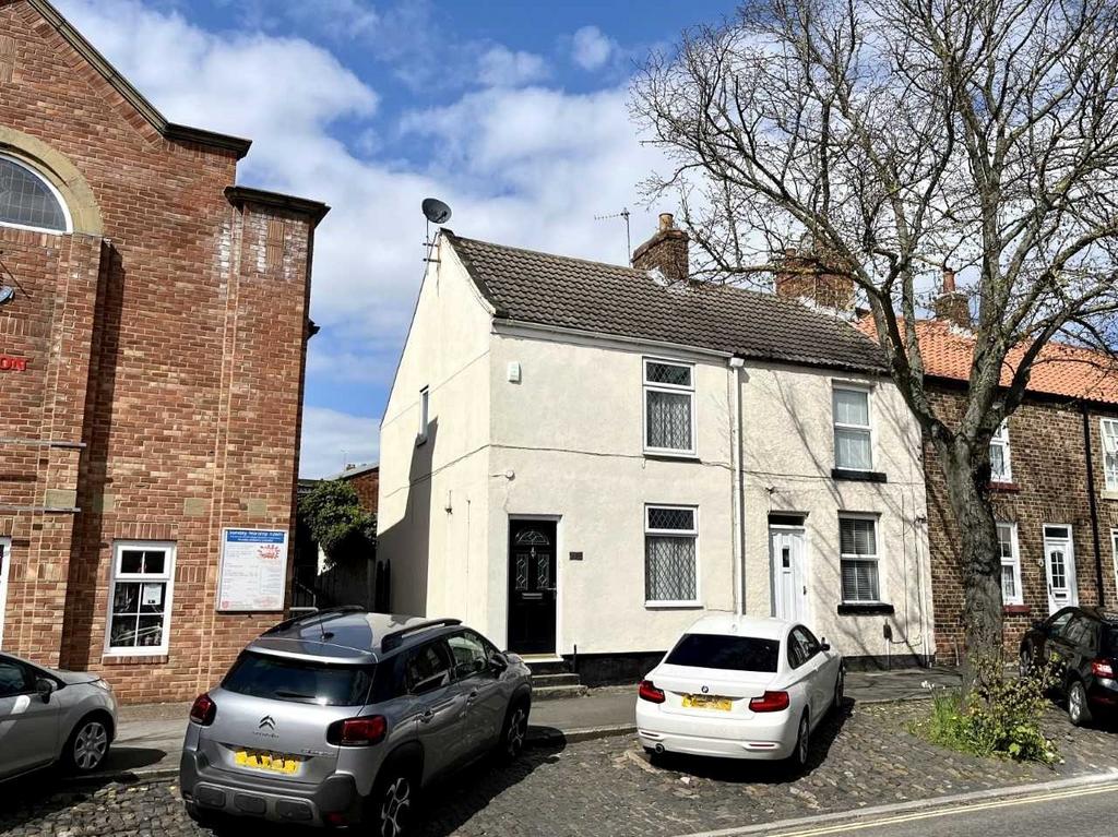 Westgate, North Yorkshire TS14 2 bed end of terrace house to rent - £ ...