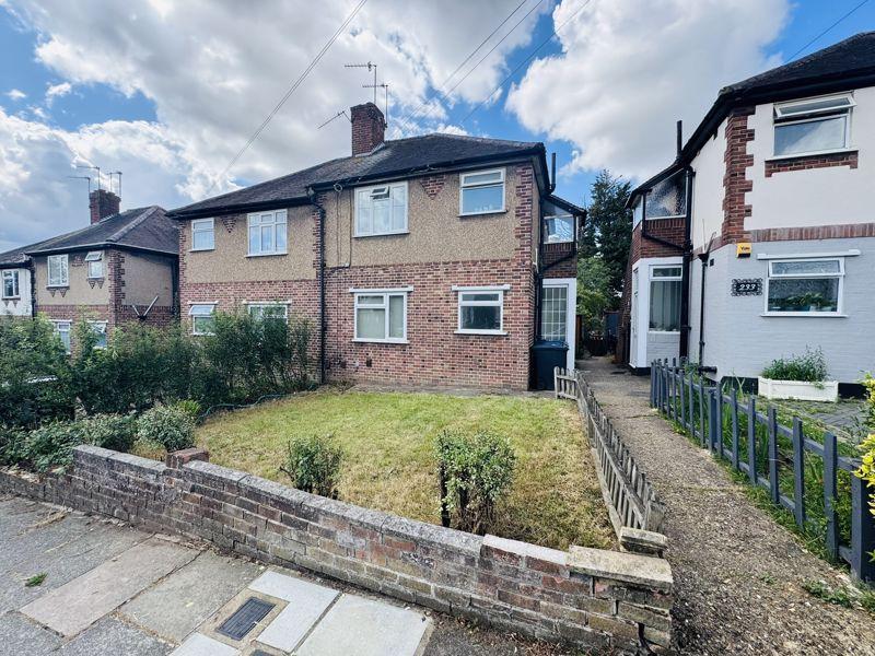 Carr Road, Northolt 1 bed maisonette for sale - £260,000