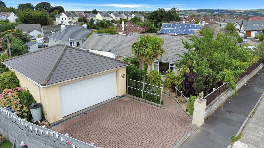 Manor Park, Sticklepath, Barnstaple... 2 bed bungalow for sale - £325,000