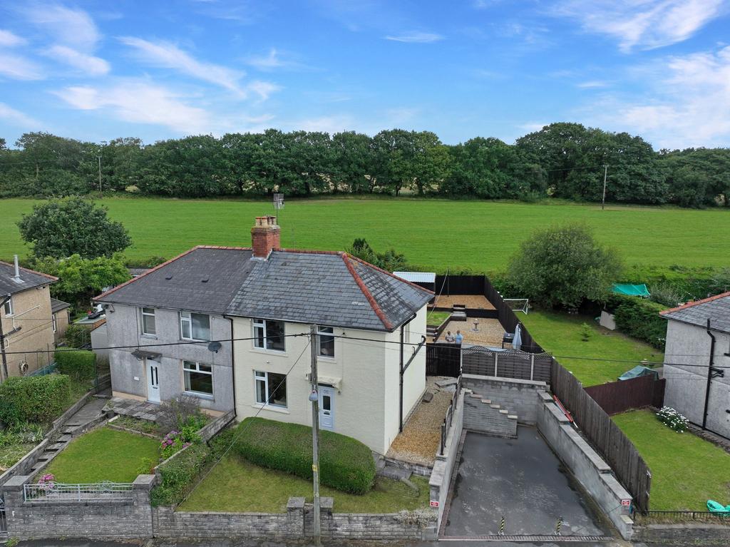 Bryncoed Terrace, Hengoed CF82 3 bed semi-detached house for sale - £ ...