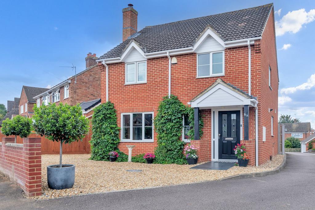 New Road, Bromham, Bedford, MK43 4 bed detached house - £475,000