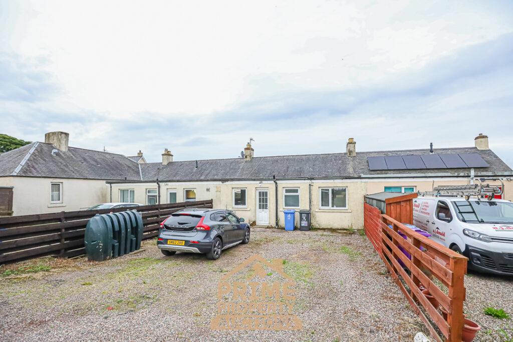 Newbigging Farm Cottages, Montrose DD10 2 bed terraced bungalow - £71,000