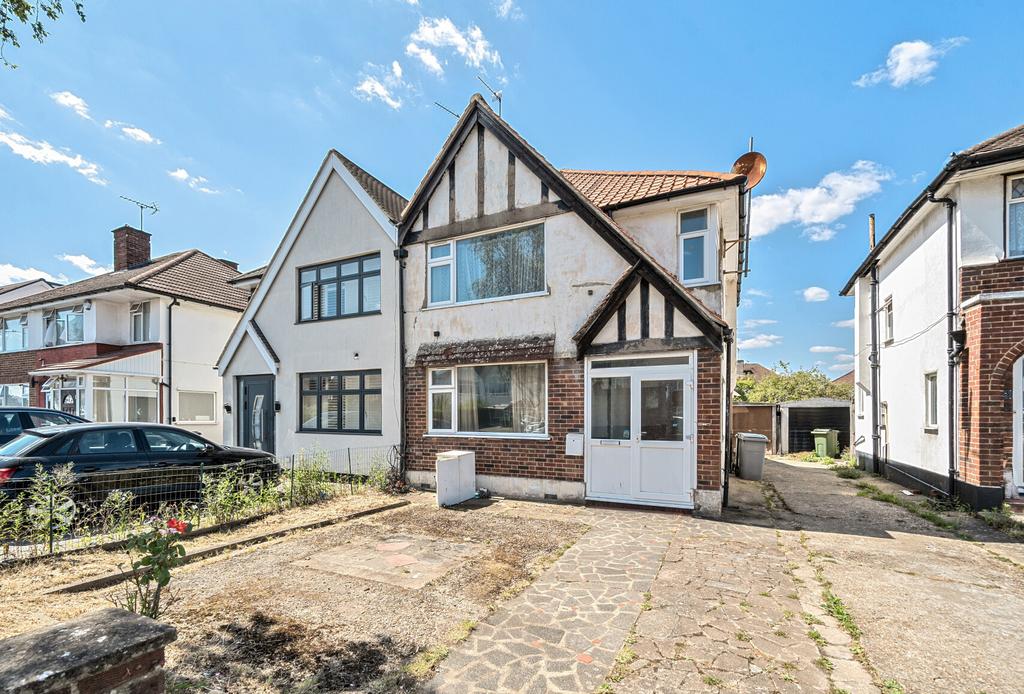 Preston Hill, Harrow HA3 3 bed semi-detached house - £575,000