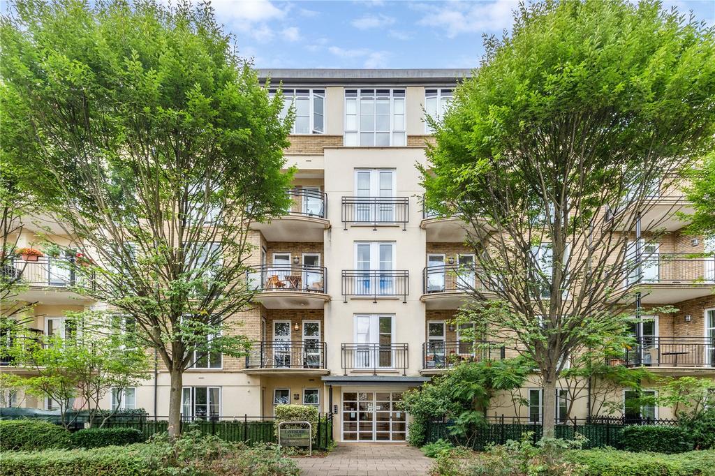 Lavender House, Kew Riverside... 2 bed apartment to rent - £2,500 pcm ...