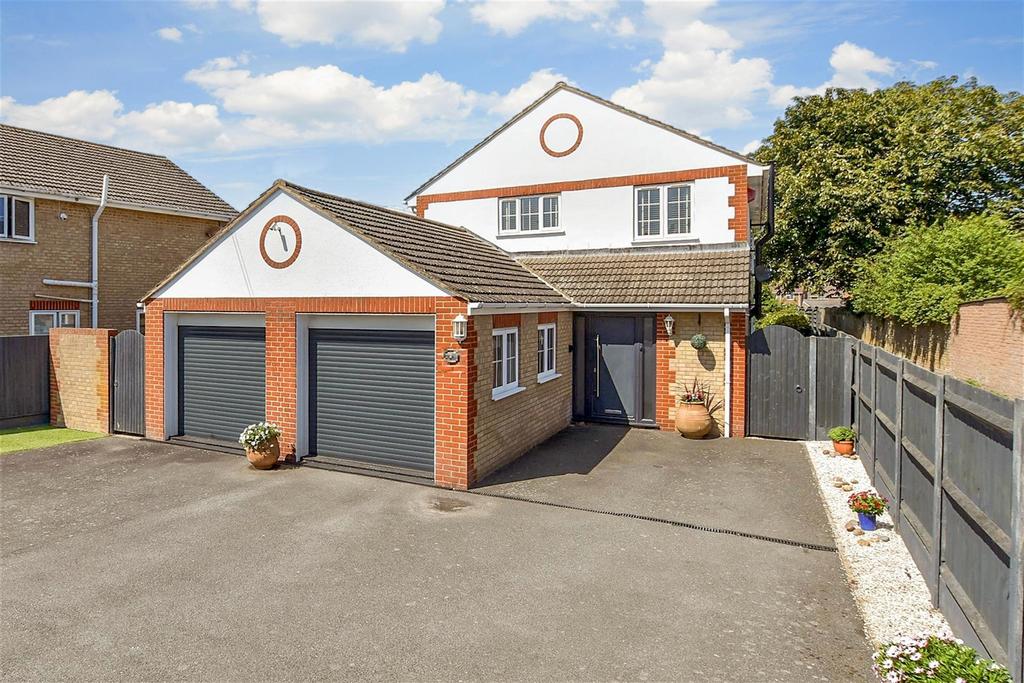 Middle Deal Road, Deal, Kent 3 bed detached house for sale - £575,000