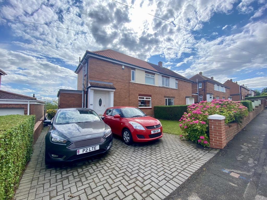 Dunelm Road, Trimdon 2 bed semi-detached house for sale - £100,000