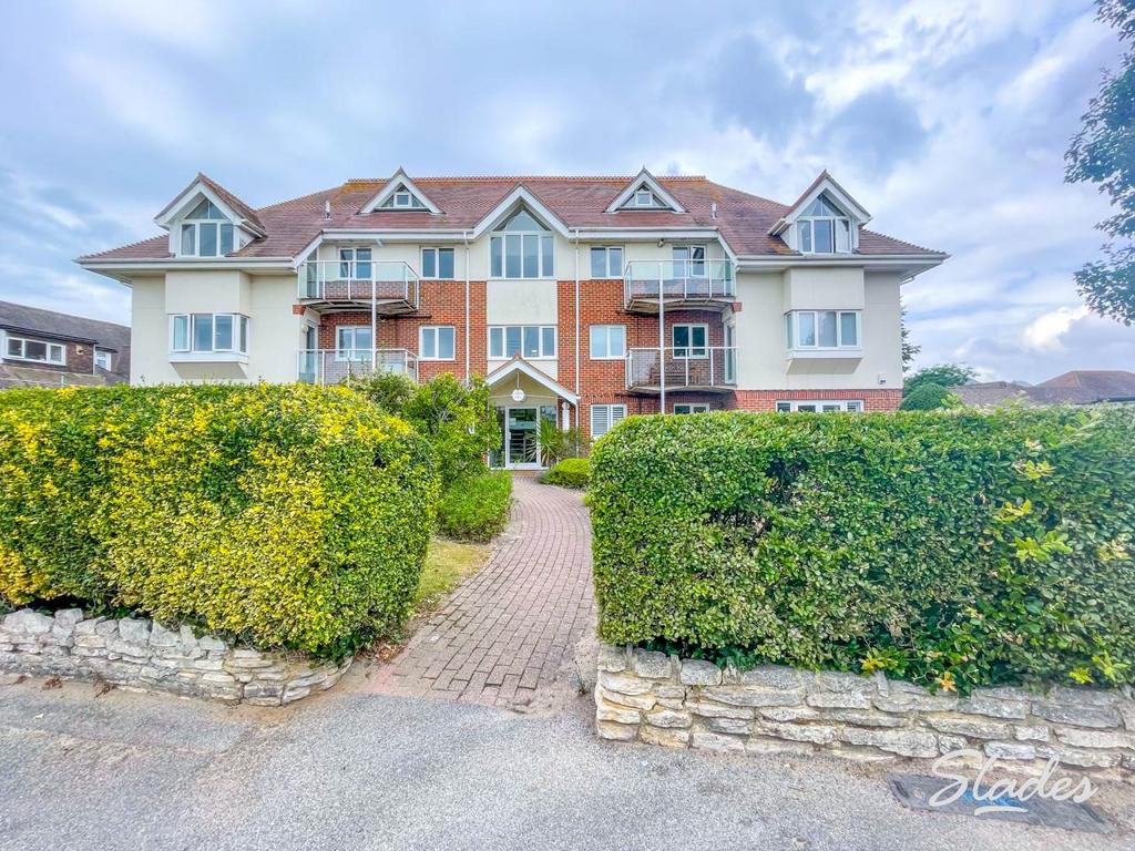 21 Stourwood Avenue, Southbourne... 3 bed apartment to rent - £1,495 ...