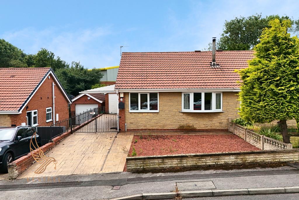 Medina Way, Barugh Green S75 2 bed semi-detached bungalow - £200,000
