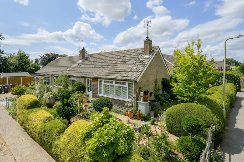 The Ridge, Kennington, Ashford, Kent... 2 bed bungalow for sale - £310,000