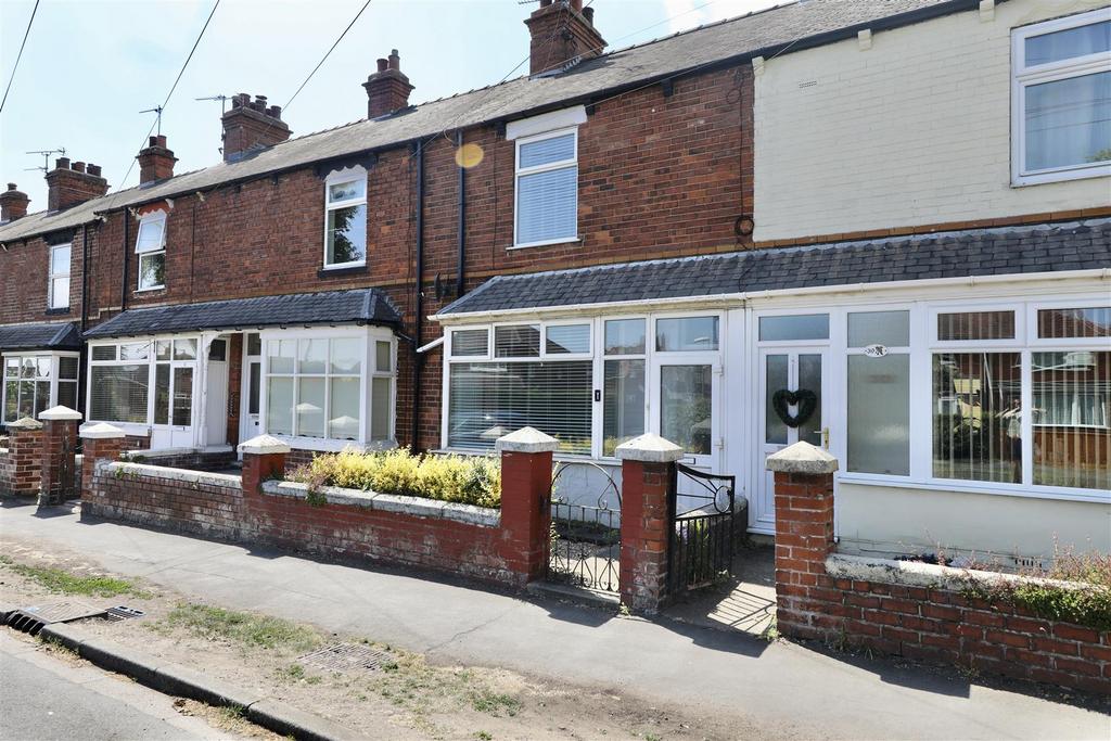 Wolfreton Road, Anlaby, Hull 3 bed house for sale - £130,000