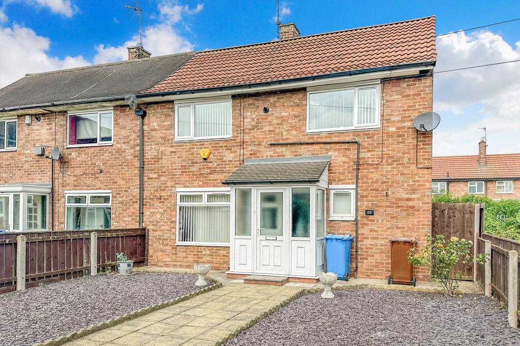 Nestor Grove, Hull HU9 2 bed terraced house - £100,000