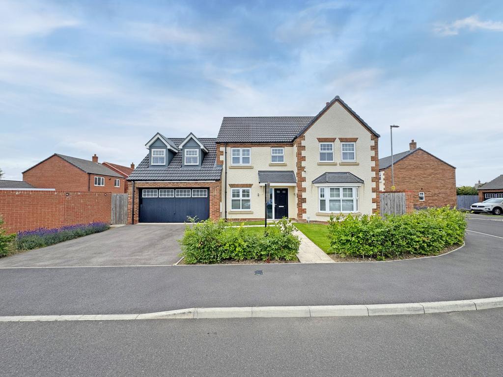 Coleman Lane, Hartlepool, TS26 0 4 bed detached house - £475,000