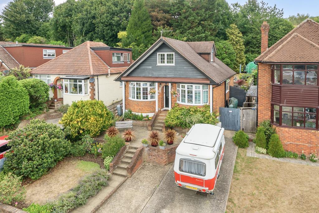 Loudwater, Buckinghamshire, HP10 4 bed detached house for sale - £500,000