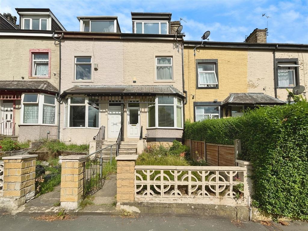 Bolton Road, Bradford BD3 4 bed terraced house for sale - £140,000