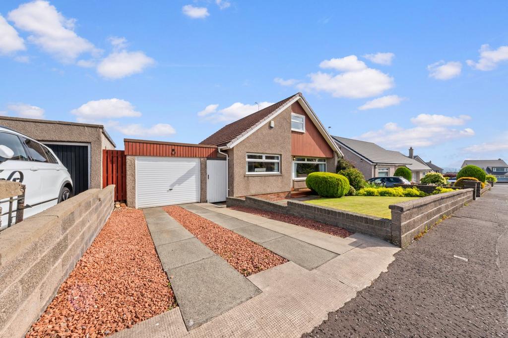 Dumyat Drive, Falkirk, FK1 3 bed detached house for sale - £285,000