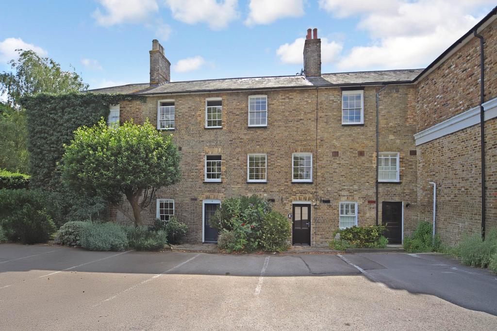 Posting House, Tring 2 bed terraced house for sale - £369,950