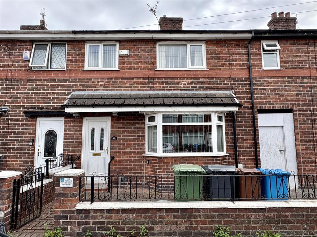 Chamber Road, Oldham, Greater... 3 bed terraced house - £180,000