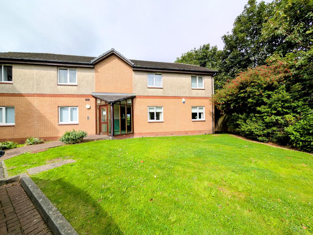 Dasher Gardens, Ardrossan KA22 2 bed ground floor flat for sale - £110,000