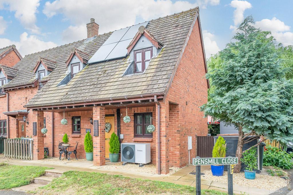 Pensmill, Eardiston, WR15 2 bed semi-detached house for sale - £95,000
