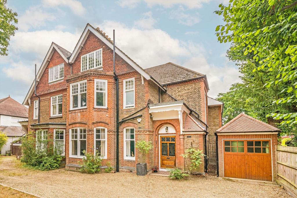 Ditton Road, Surbiton KT6 5 bed semi-detached house for sale - £2,100,000