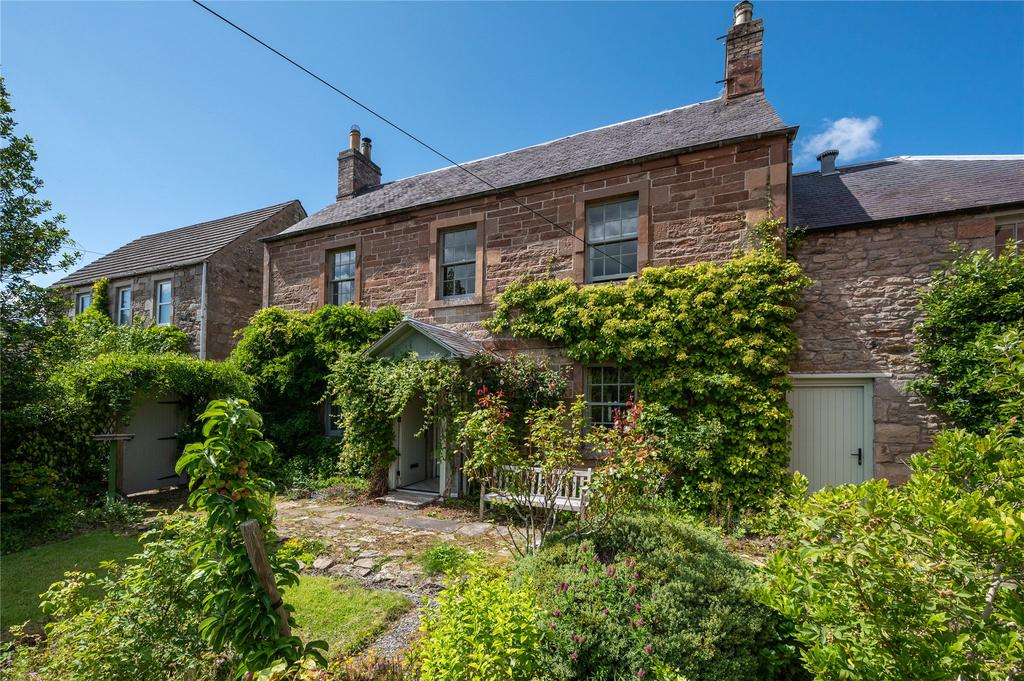 Lanton, Jedburgh, Scottish Borders 4 bed detached house - £550,000