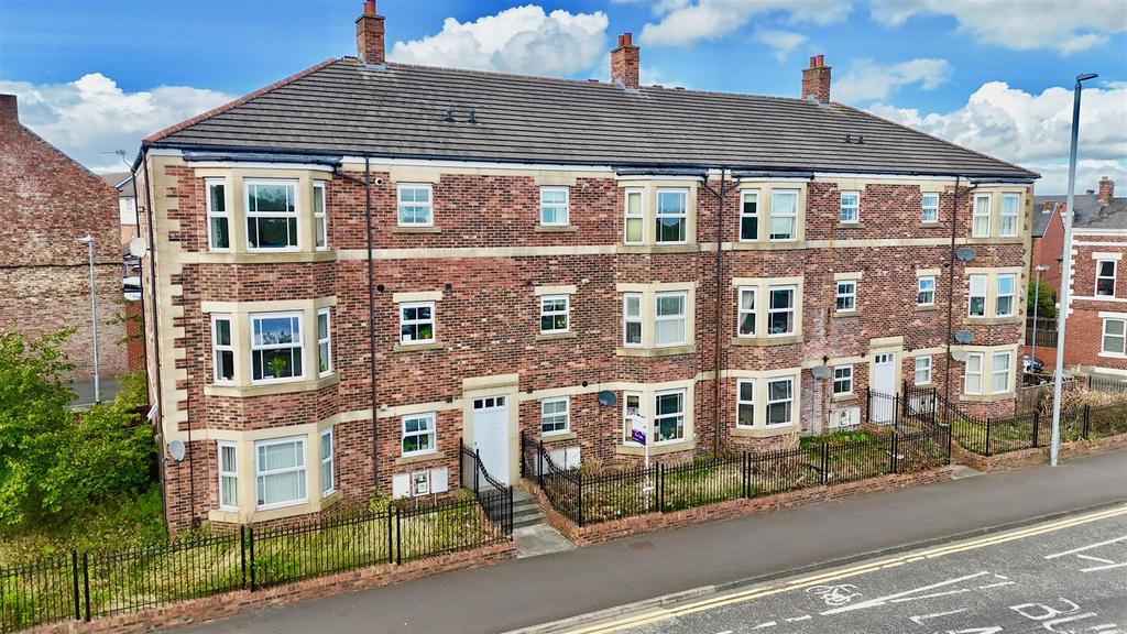Hartington Court, Durham Road, Gateshead 1 bed flat for sale - £80,000