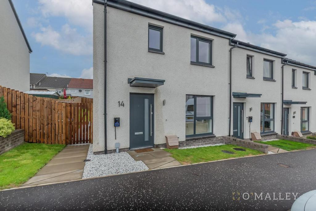 Old College View, Sauchie 3 bed end of terrace house - £1,250 pcm (£288 pw)