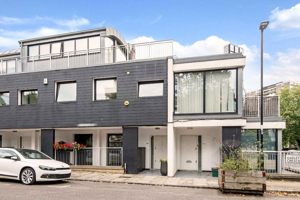 City Road, London EC1V 2 bed flat to rent - £3,400 pcm (£785 pw)