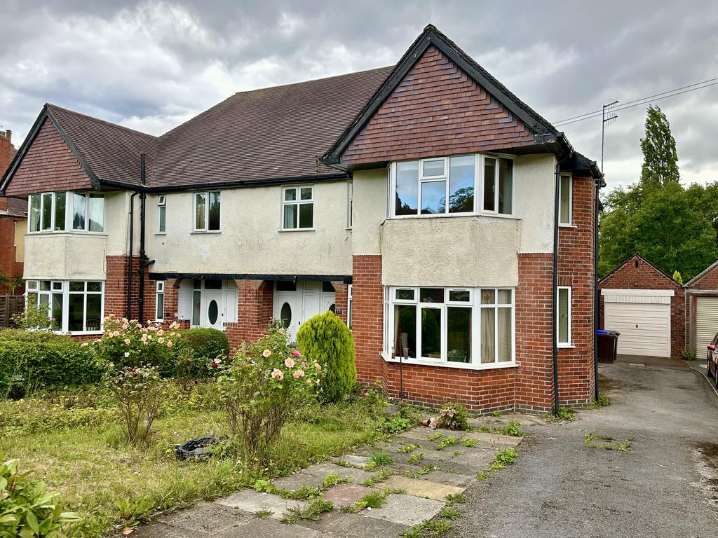 77A Pingle Road Millhouses Sheffield... 2 bed flat - £725 pcm (£167 pw)