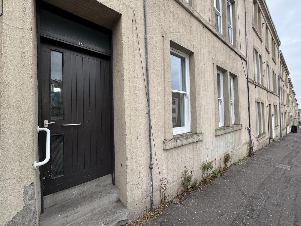 Dundee, DD3 2 bed flat - £650 pcm (£150 pw)