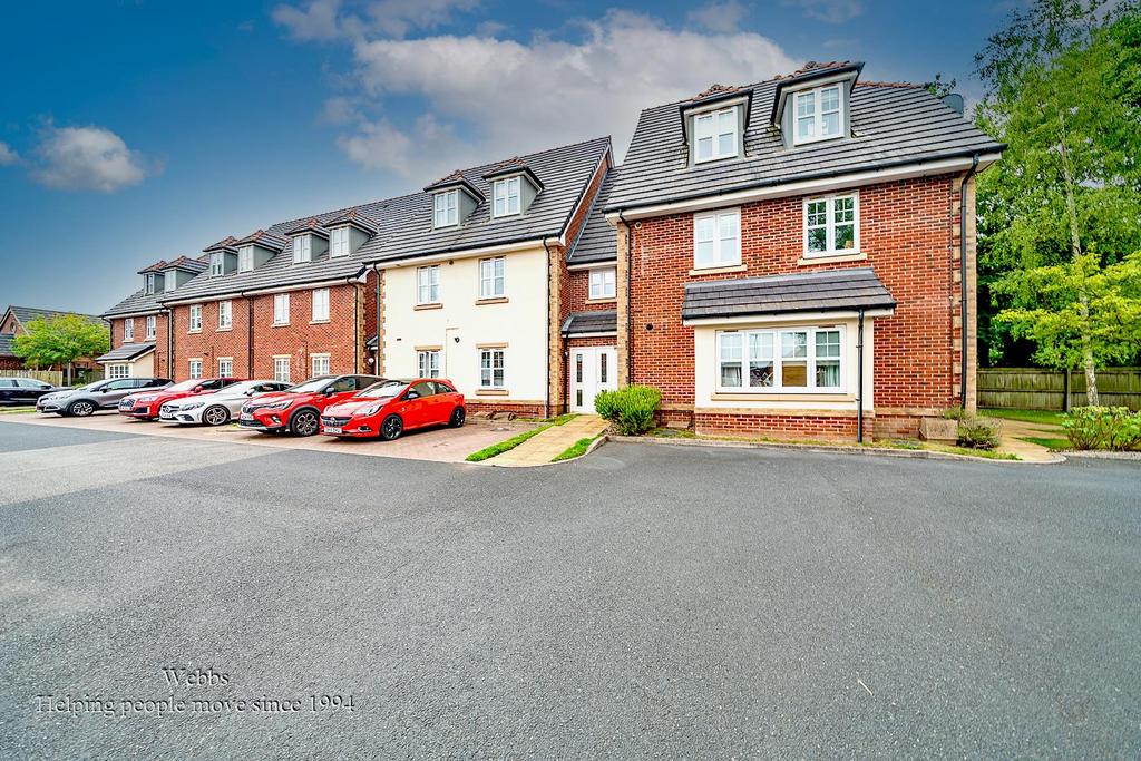 Coppice Road, Walsall WS9 2 bed flat - £135,000