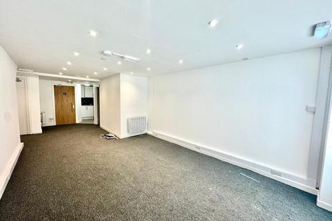 Commercial Property to Rent in Luton | OnTheMarket