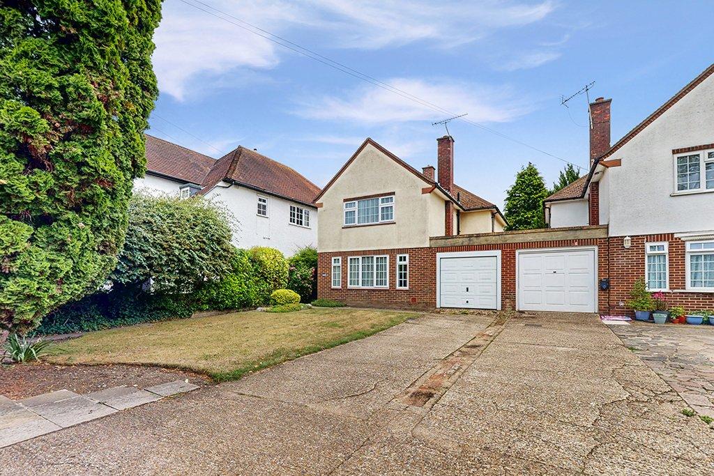 Stanmore Hill, Stanmore, HA7 3 bed link detached house for sale - £800,000
