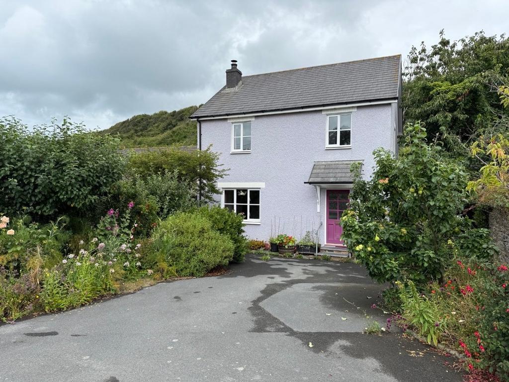 Aberarth, Aberaeron, SA46 3 bed detached house - £280,000