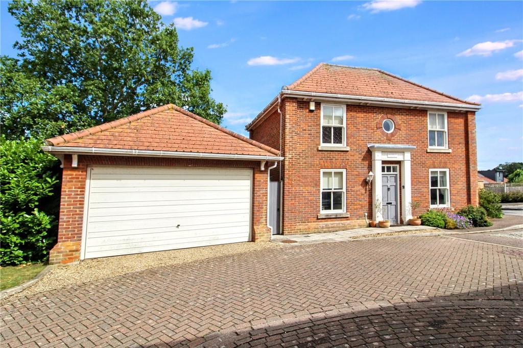 Old School Drive, Reydon, Southwold... 3 bed detached house for sale ...