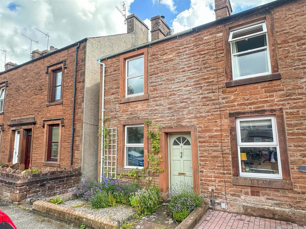 Graham Street, Penrith 3 bed terraced house for sale - £215,000