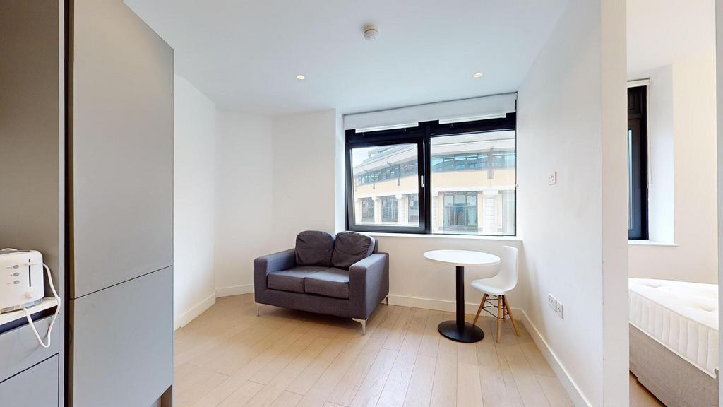 New Horizons Court Studio to rent - £1,485 pcm (£343 pw)